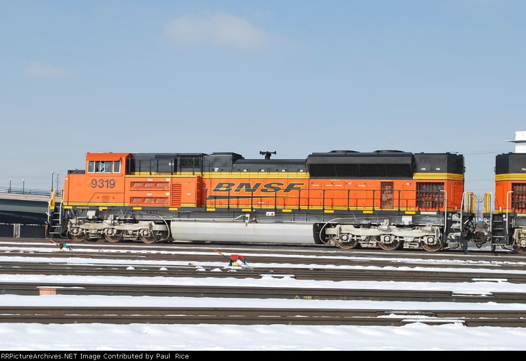 BNSF 9319